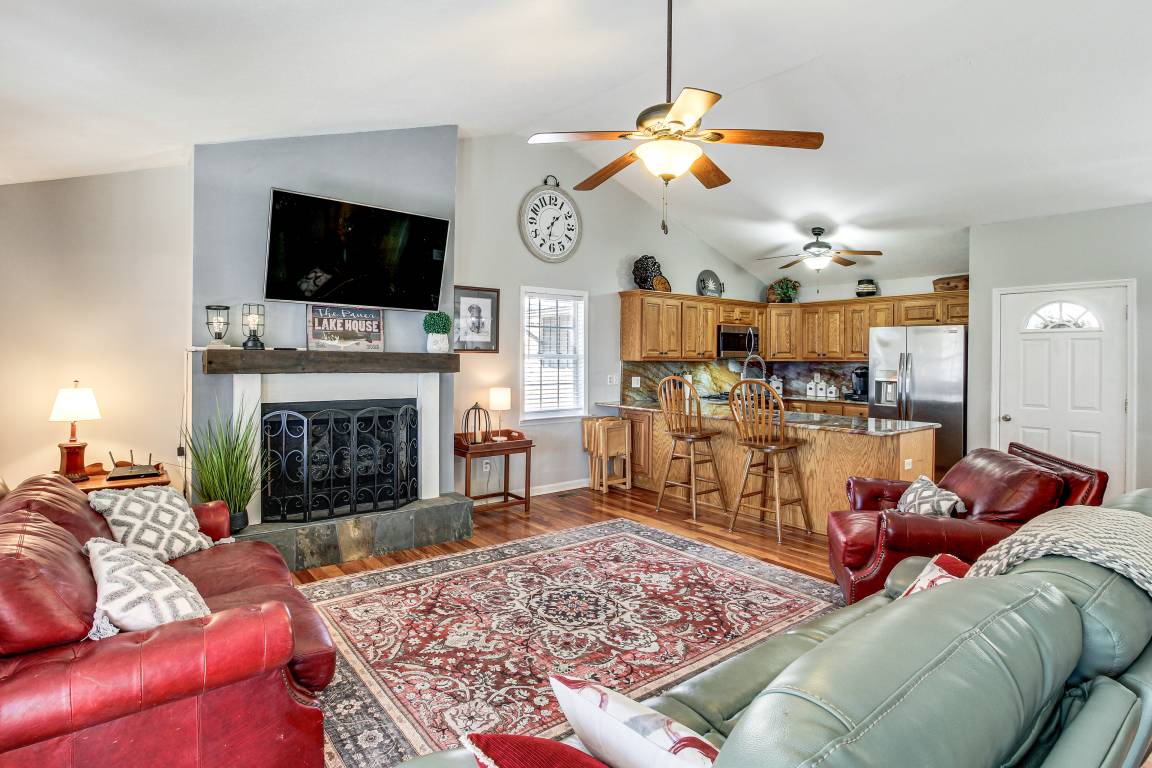 153 M² House ∙ 3 Bedrooms ∙ 7 Guests - Cathedral Caverns State Park, Woodville