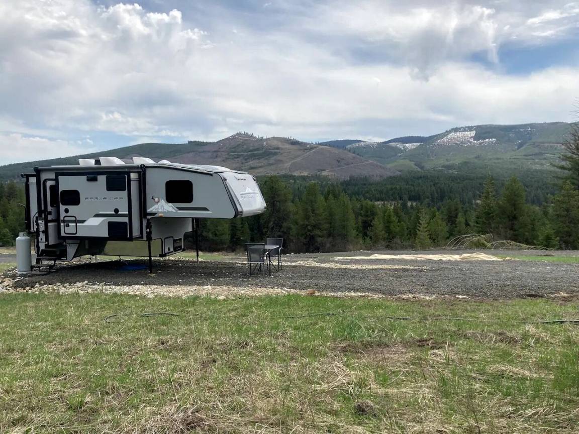 Accommodation ∙ 1 Bedroom ∙ 2 Guests - Lake Coeur d'Alene, ID