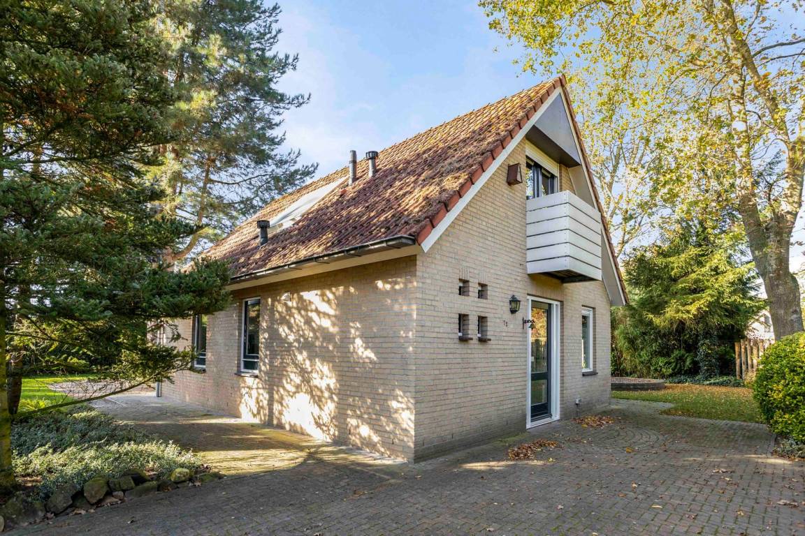 90 M² Chalet ∙ 2 Schlafzimmer ∙ 4 Gäste - Nijmegen