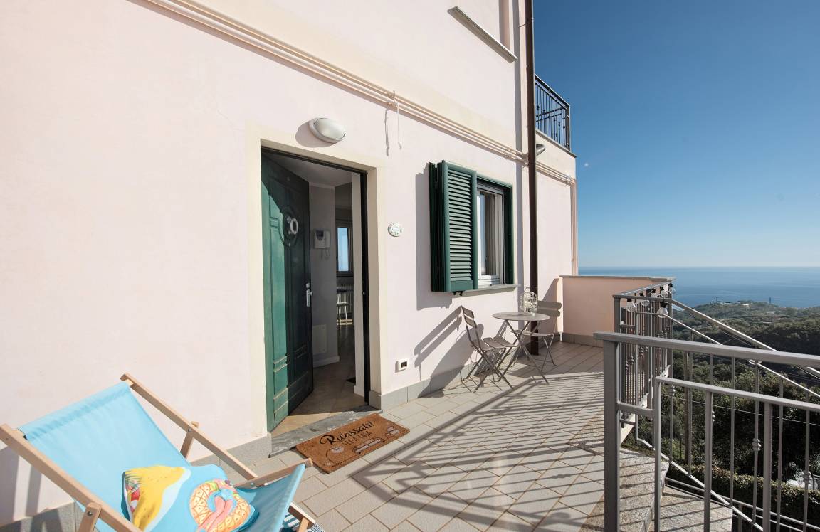 65 M² Appartamento Vacanza ∙ 2 Camere Da Letto ∙ 4 Ospiti - Celle Ligure