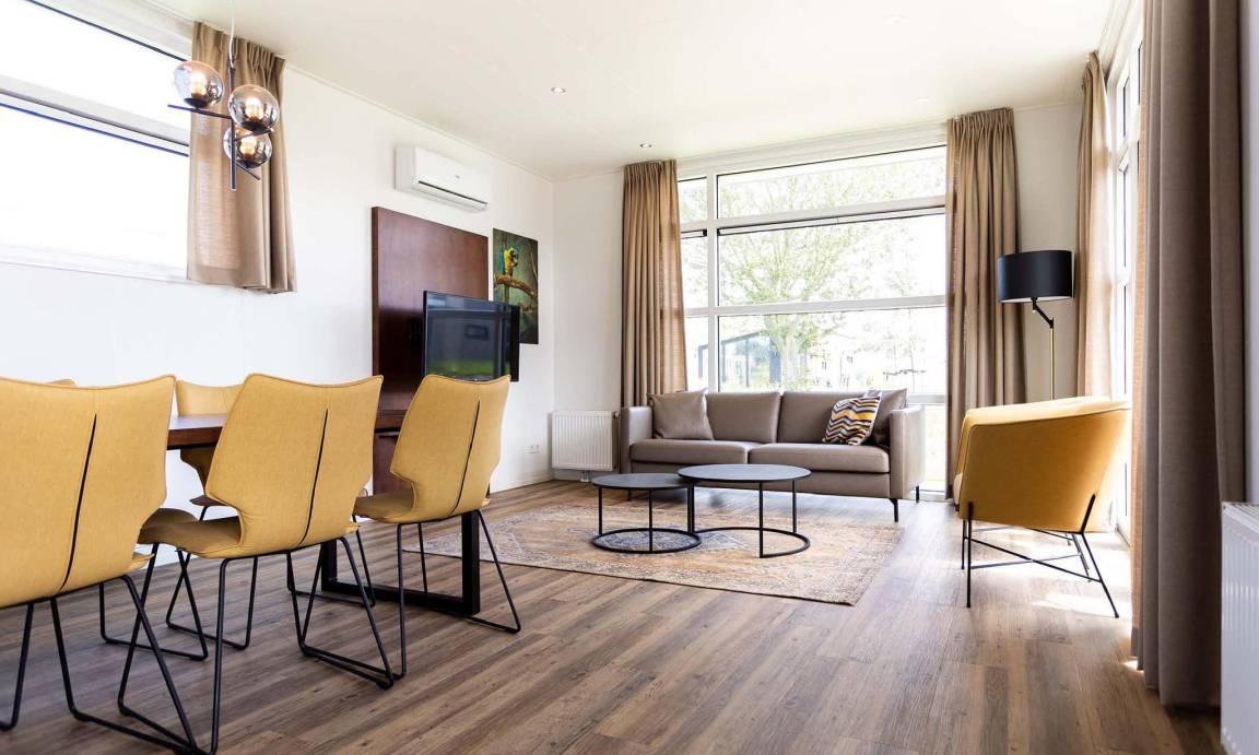 Hotel ∙ 3 Bedrooms ∙ 6 Guests - Gouda