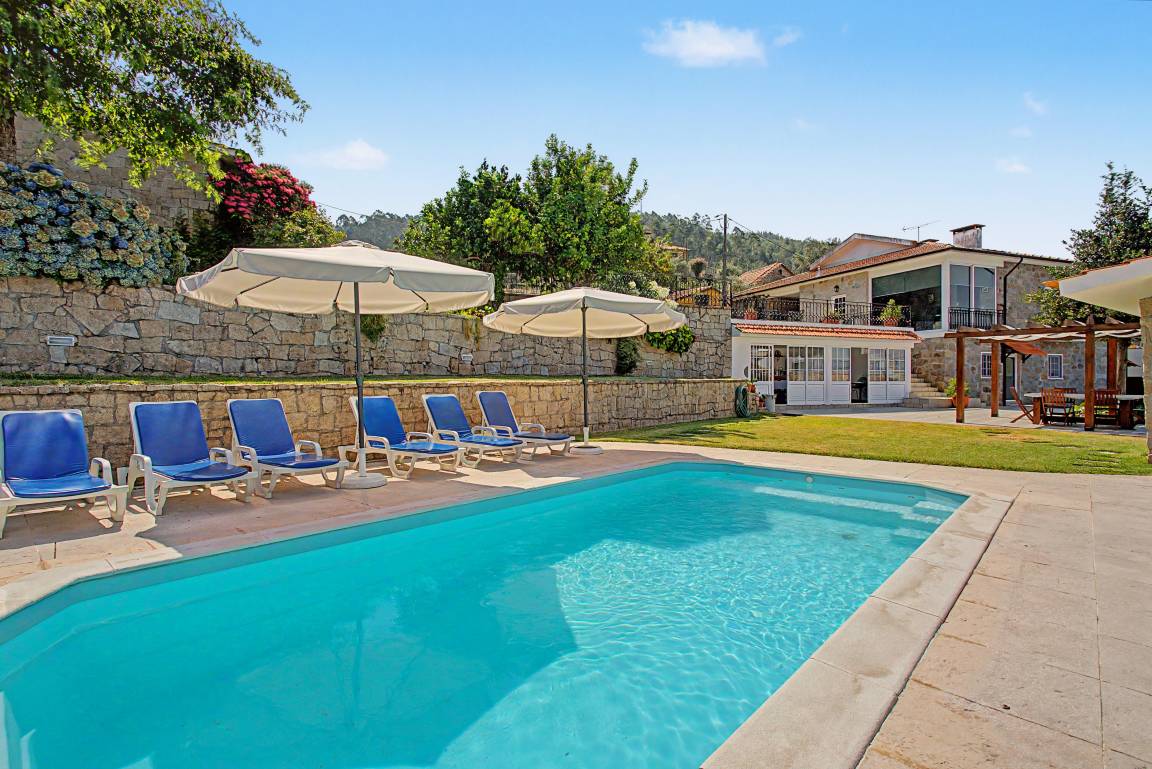 200 M² Maison De Vacances ∙ 4 Chambres ∙ 8 Personnes - Sever do Vouga