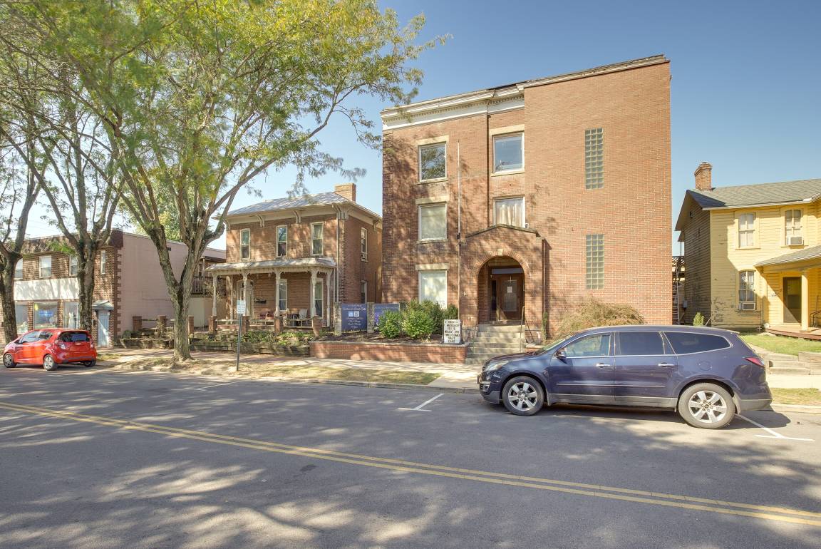 102 M² Apartment ∙ 2 Bedrooms ∙ 6 Guests - Lancaster, OH