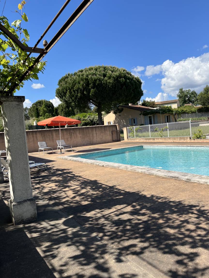 Maison De Vacances ∙ 2 Chambres ∙ 4 Personnes - Saint-Rémy-de-Provence