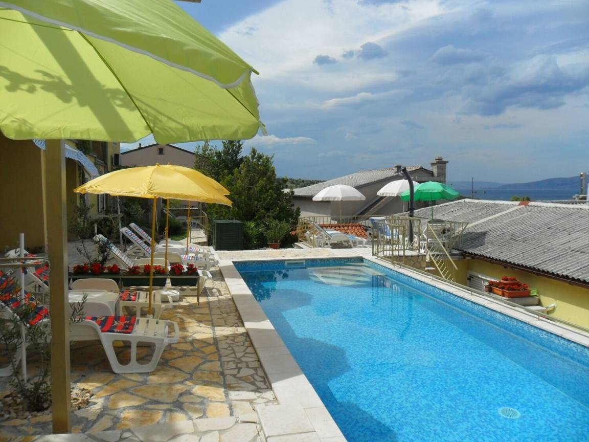 27 M² Apartment ∙ 2 Guests - Senj