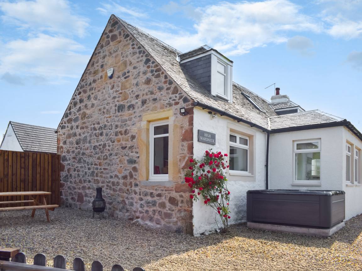 Cottage ∙ 2 Bedrooms ∙ 4 Guests - Ayrshire