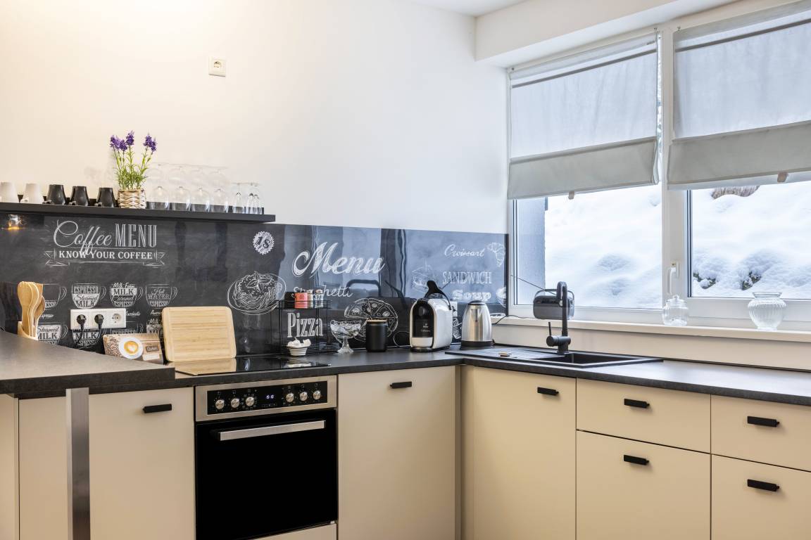 70 M² Ferienwohnung ∙ 1 Schlafzimmer ∙ 3 Gäste - Fritzlar