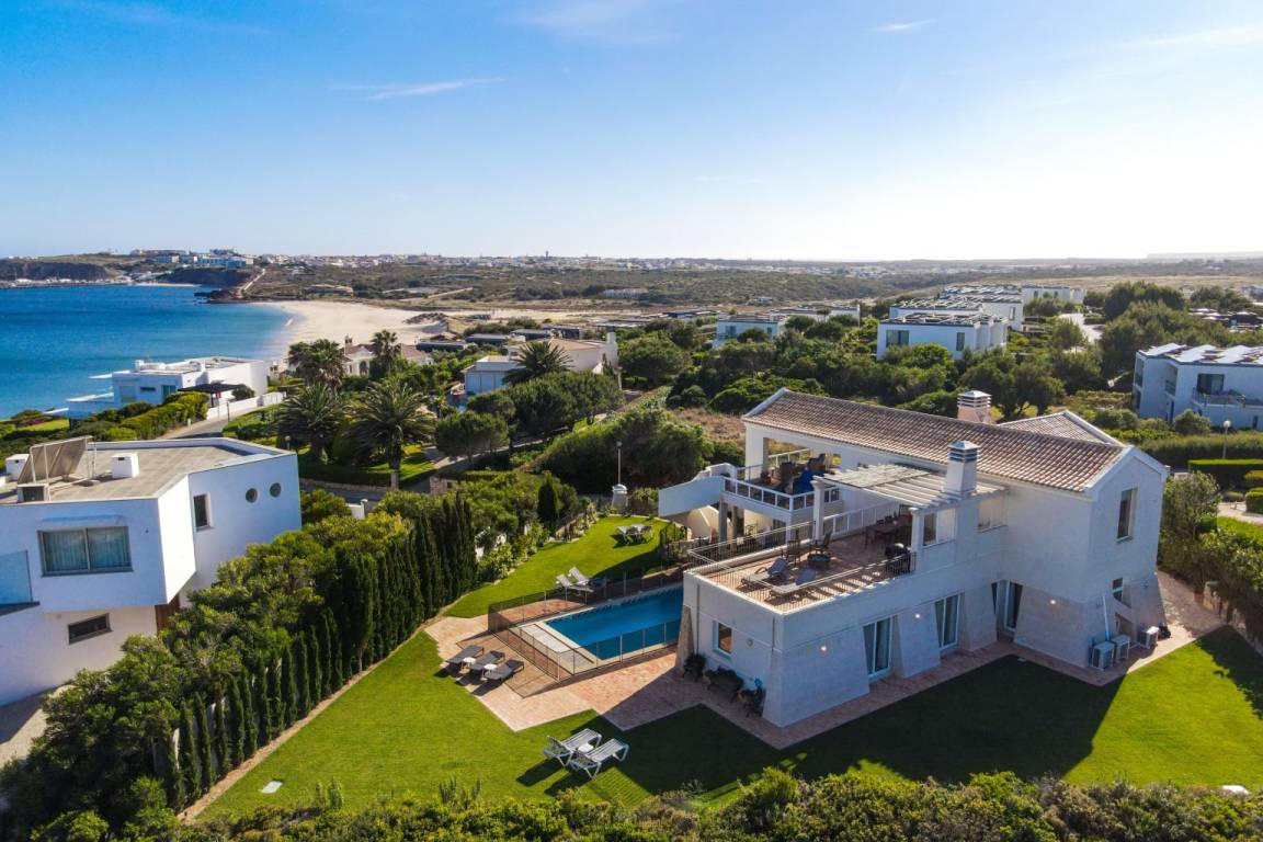 250 M² Villa ∙ 4 Chambres ∙ 12 Personnes - Sagres