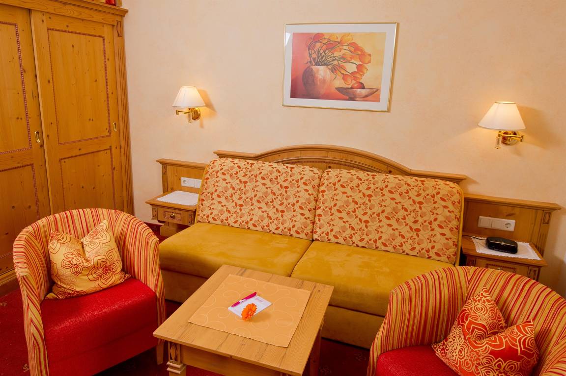 40 M² Hotel ∙ 2 Bedrooms ∙ 4 Guests - Zauchensee
