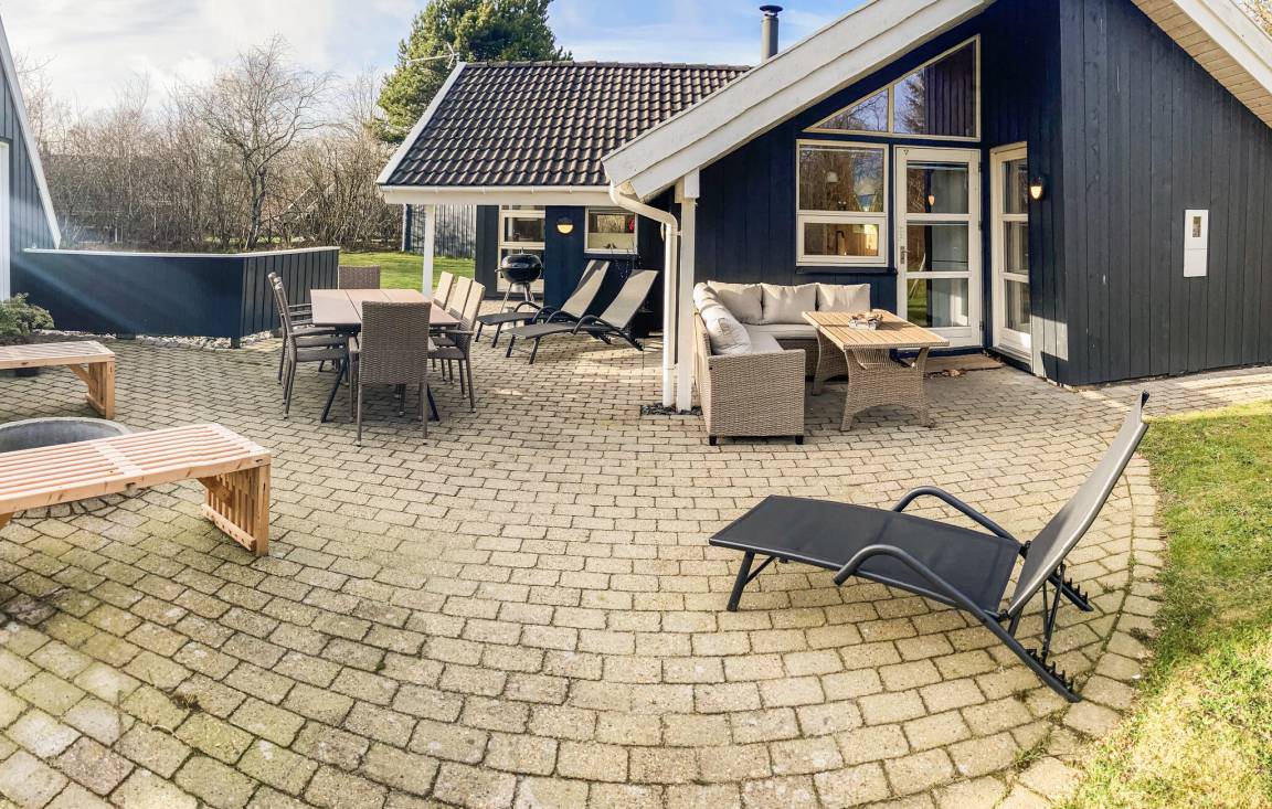 126 M² Ferienhaus ∙ 4 Schlafzimmer ∙ 8 Gäste - Oksböl