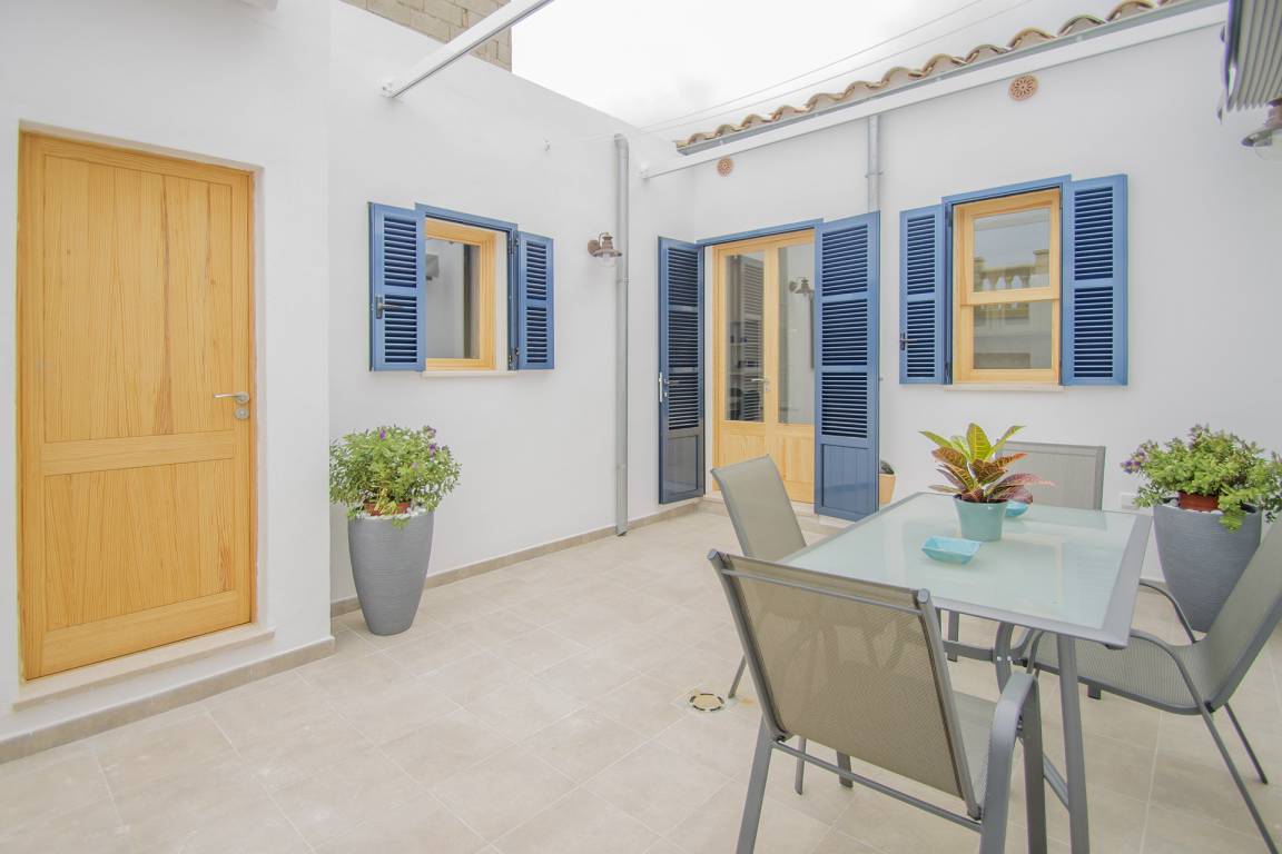 100 M² House ∙ 2 Bedrooms ∙ 4 Guests - Portocolom