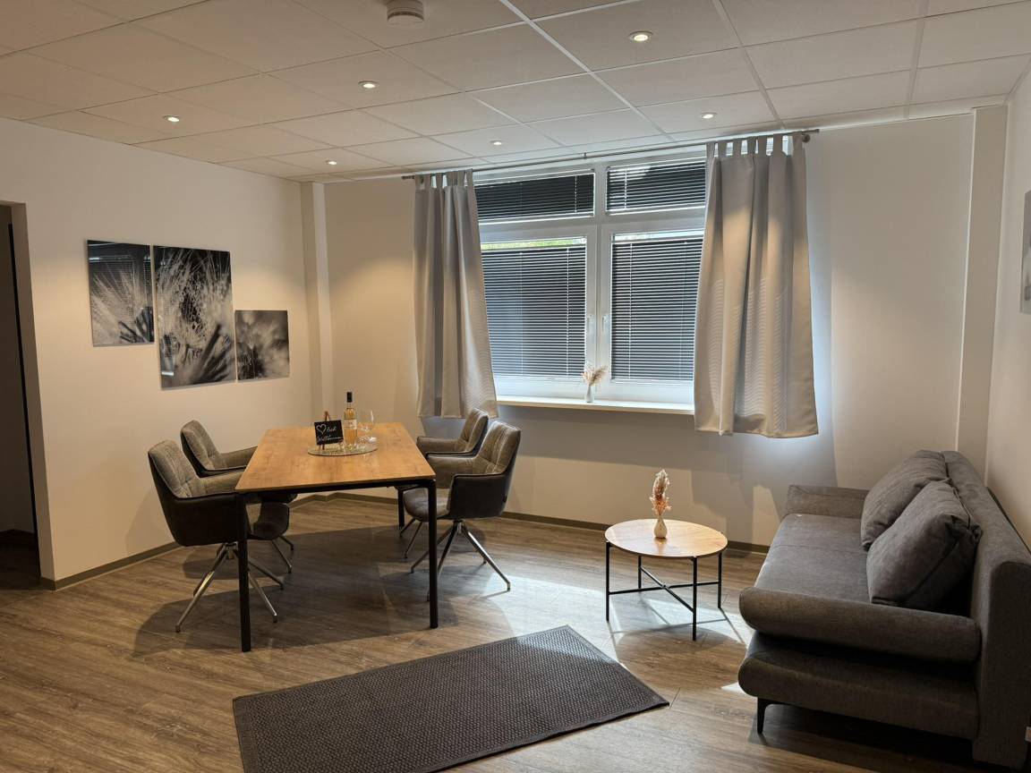 89 M² Apartment ∙ 3 Bedrooms ∙ 6 Guests - Fischbach bei Dahn