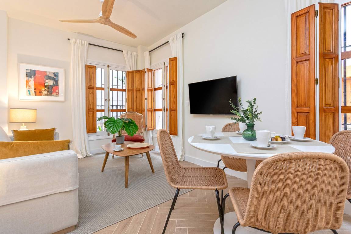 58 M² Apartamento ∙ 1 Habitación ∙ 3 Huéspedes - Dos Hermanas