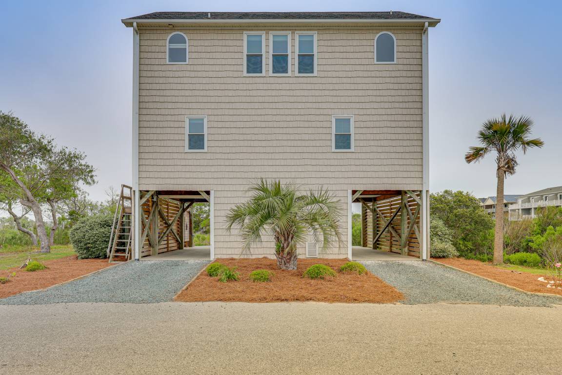 167 M² House ∙ 4 Bedrooms ∙ 11 Guests - Surf City, NC