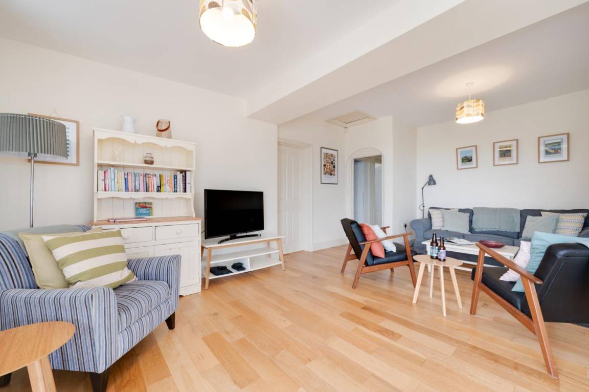 Cottage ∙ 3 Bedrooms ∙ 6 Guests - Pwllheli