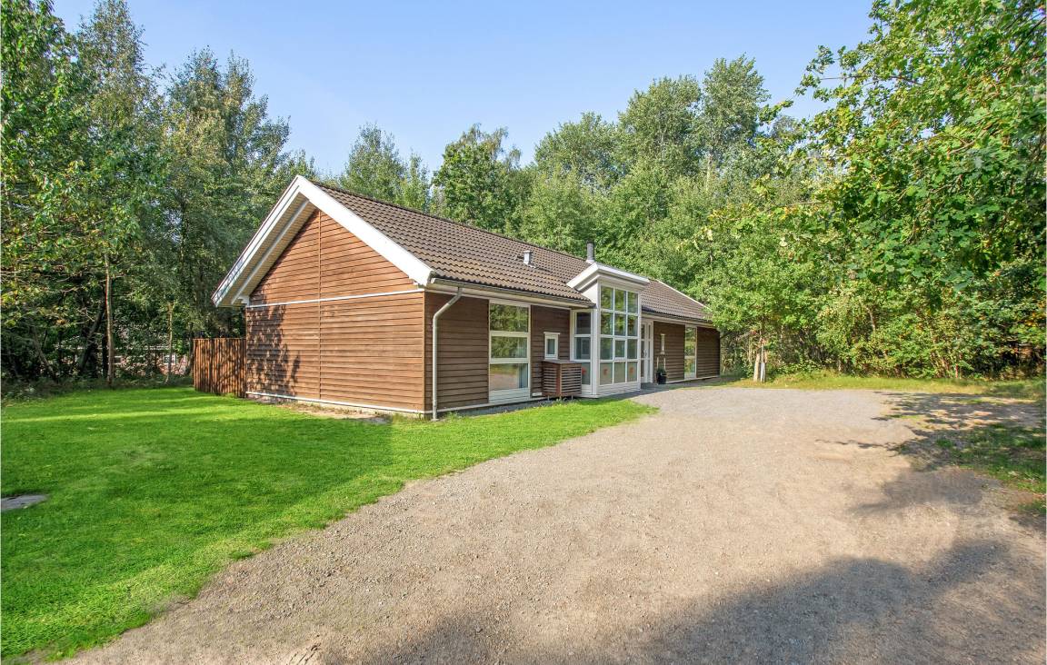 117 M² Ferienhaus ∙ 4 Schlafzimmer ∙ 8 Gäste - Bornholm