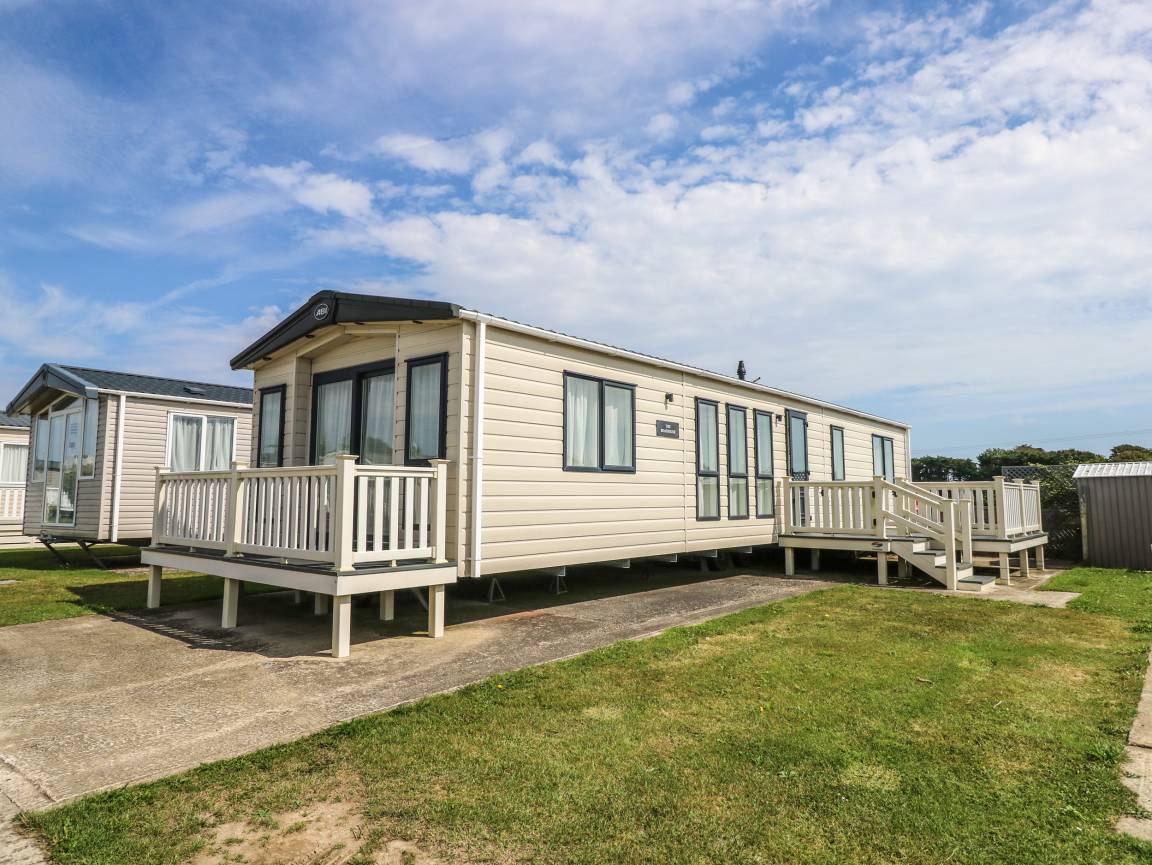 Cottage ∙ 2 Bedrooms ∙ 4 Guests - West Wittering