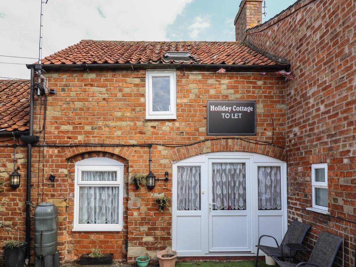 Cottage ∙ 2 Bedrooms ∙ 5 Guests - Anderby Creek