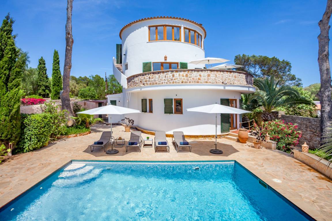 160 M² Ferienhaus ∙ 3 Schlafzimmer ∙ 6 Gäste - Cala Santanyí