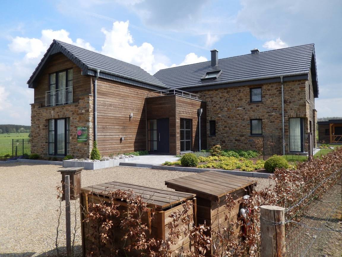 350 M² Ferienhaus ∙ 7 Schlafzimmer ∙ 14 Gäste - Vielsalm