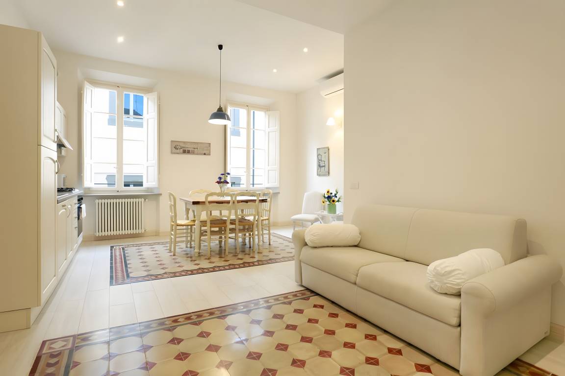 120 M² Ferienhaus ∙ 2 Schlafzimmer ∙ 4 Gäste - Lucca