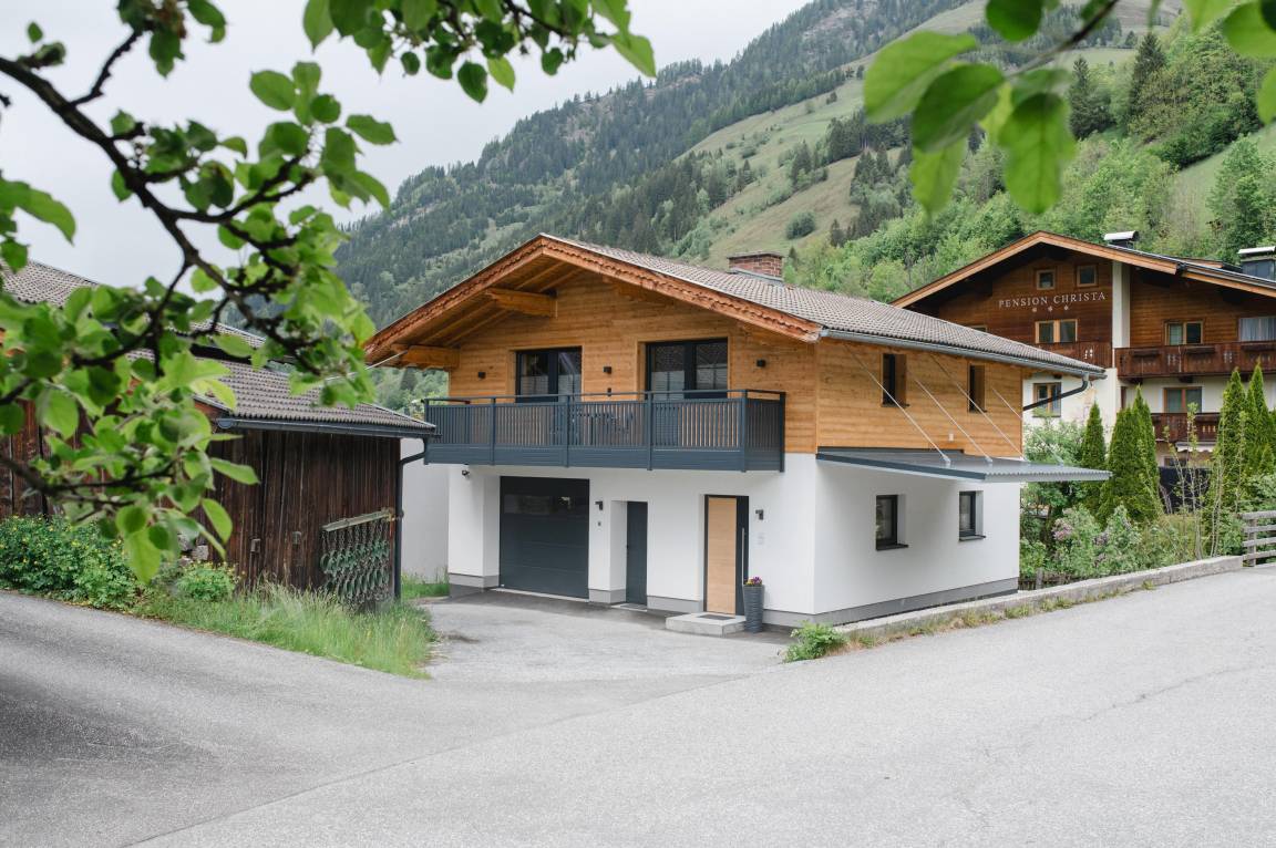 80 M² House ∙ 2 Bedrooms ∙ 6 Guests - Rauris