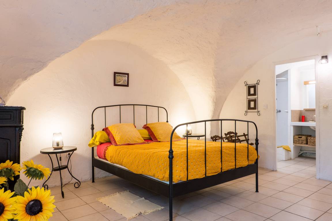 40 M² Bed & Breakfast ∙ 1 Schlafzimmer ∙ 4 Gäste - Pierrelatte