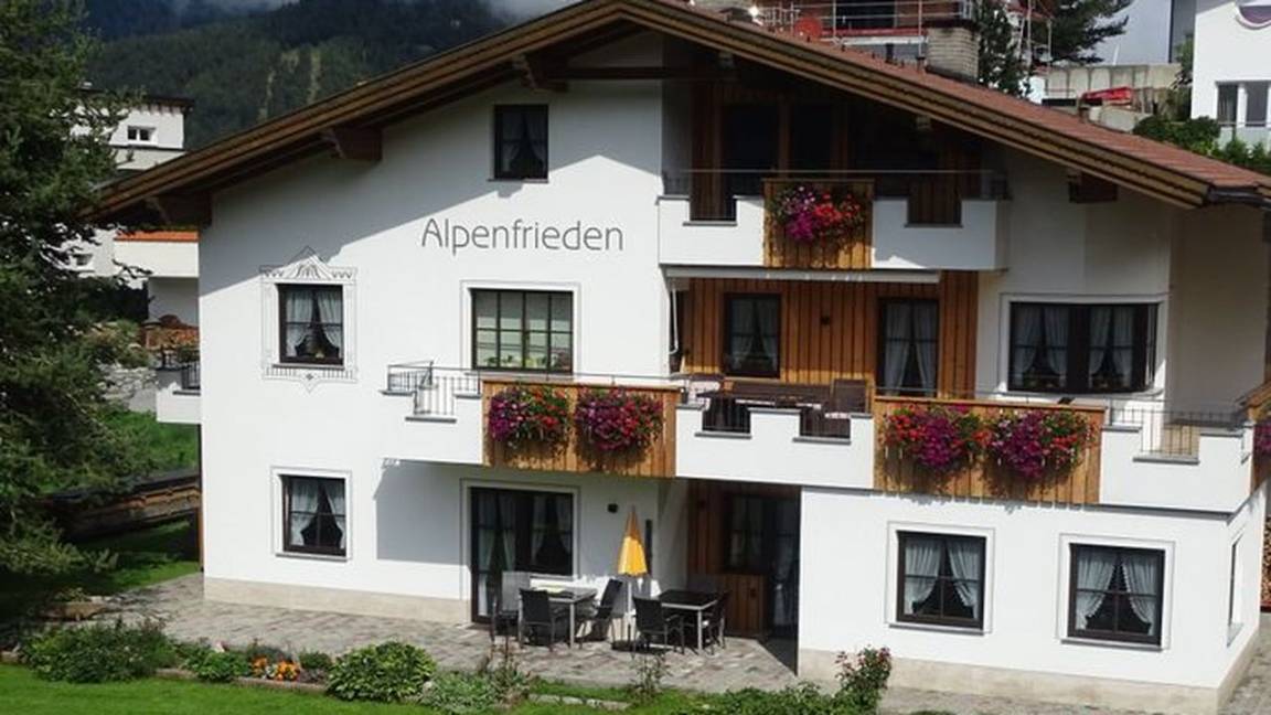 70 M² Ferienwohnung ∙ 2 Schlafzimmer ∙ 5 Gäste - Nauders