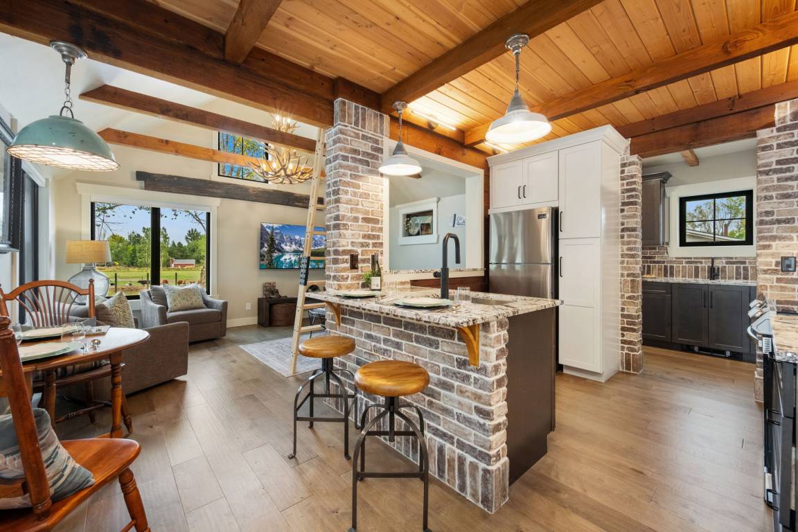 74 M² House ∙ 2 Bedrooms ∙ 4 Guests - Loveland, CO