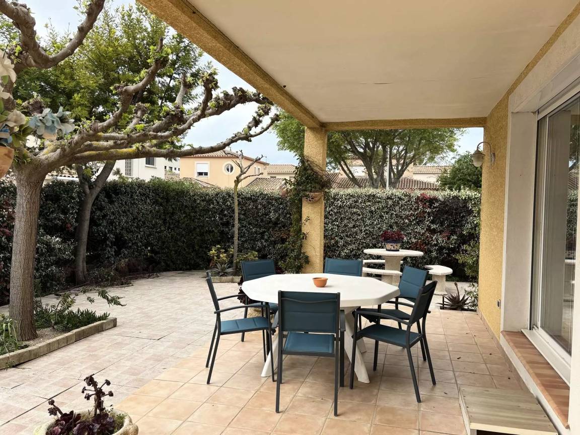 90 M² Maison De Vacances ∙ 3 Chambres ∙ 6 Personnes - Saintes-Maries-de-la-Mer
