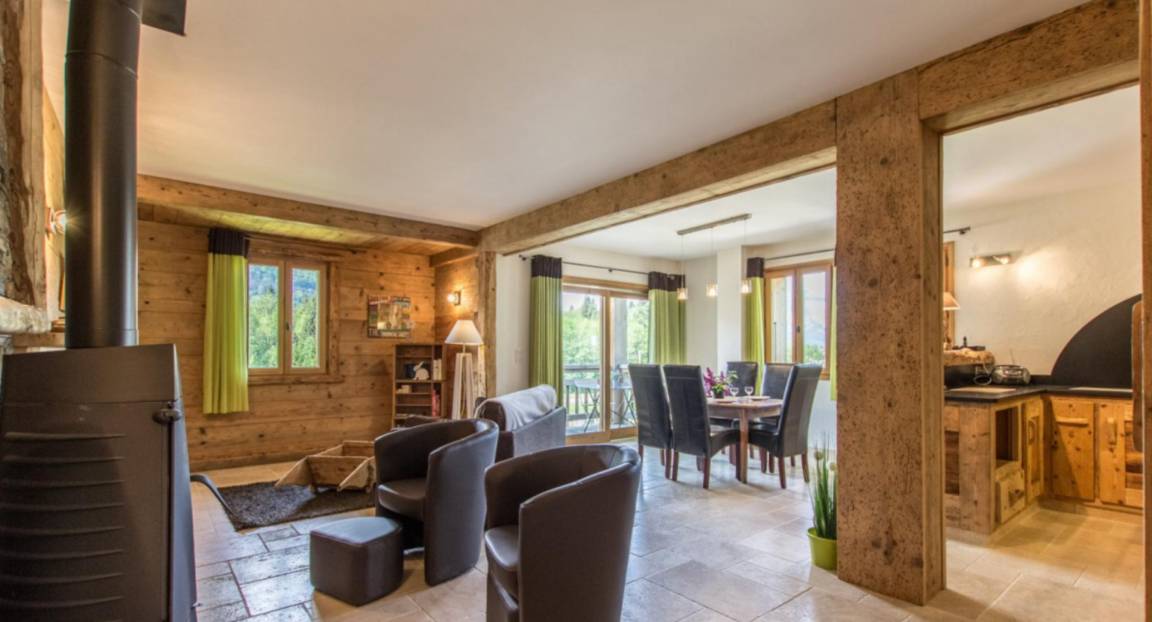 82 M² Appartement ∙ 2 Chambres ∙ 5 Personnes - Taninges