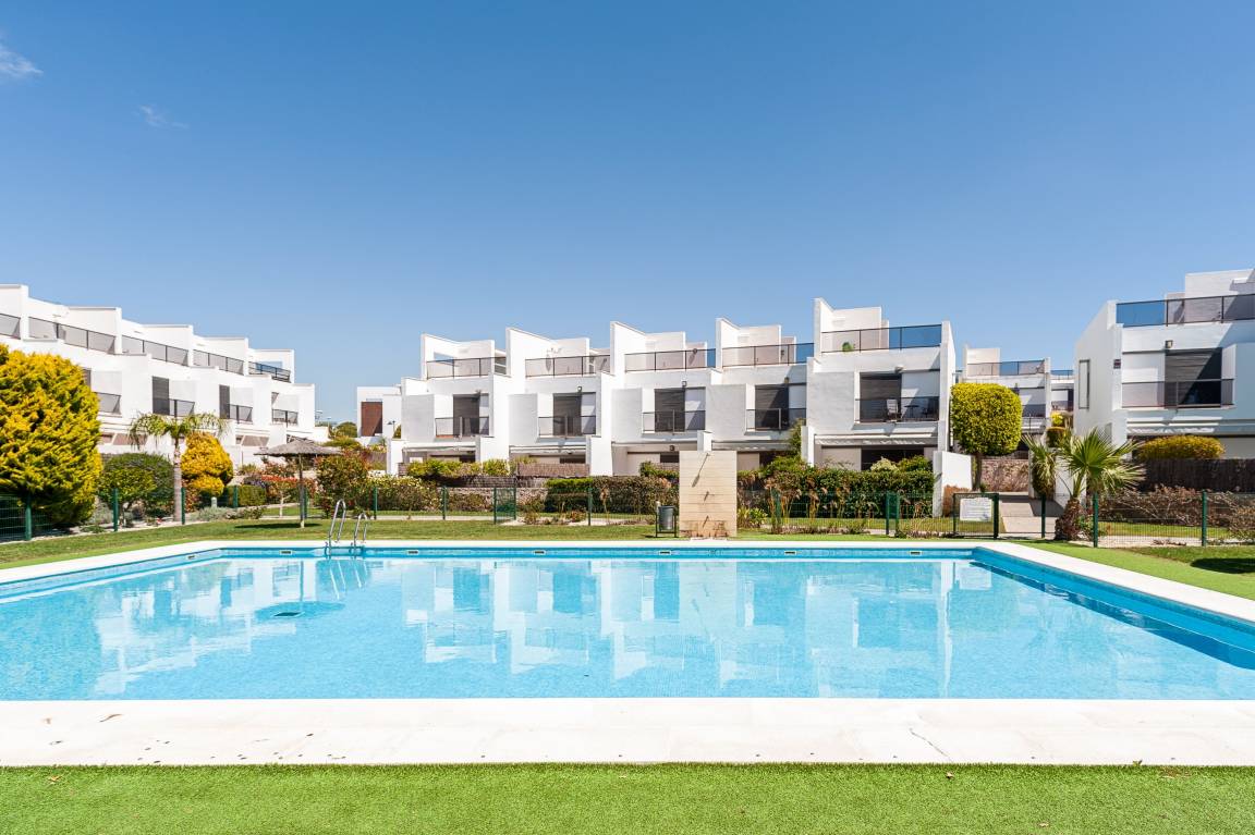 100 M² Maison De Vacances ∙ 3 Chambres ∙ 6 Personnes - Conil de la Frontera