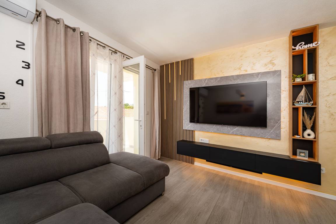 70 M² Appartement ∙ 2 Chambres ∙ 5 Personnes - Skradin