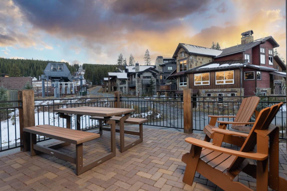 330 M² Maison De Vacances ∙ 4 Chambres ∙ 13 Personnes - Colorado