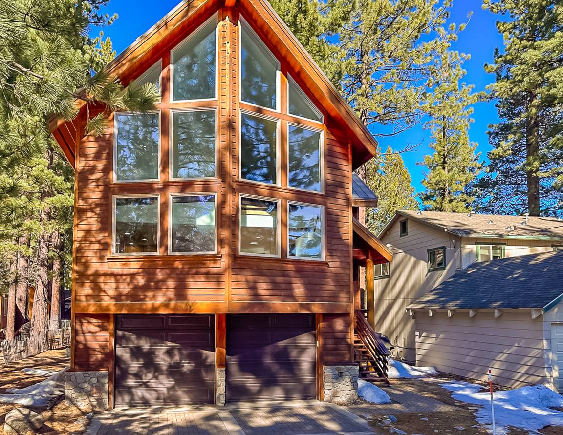 269 M² House ∙ 4 Bedrooms ∙ 8 Guests - South Lake Tahoe, CA