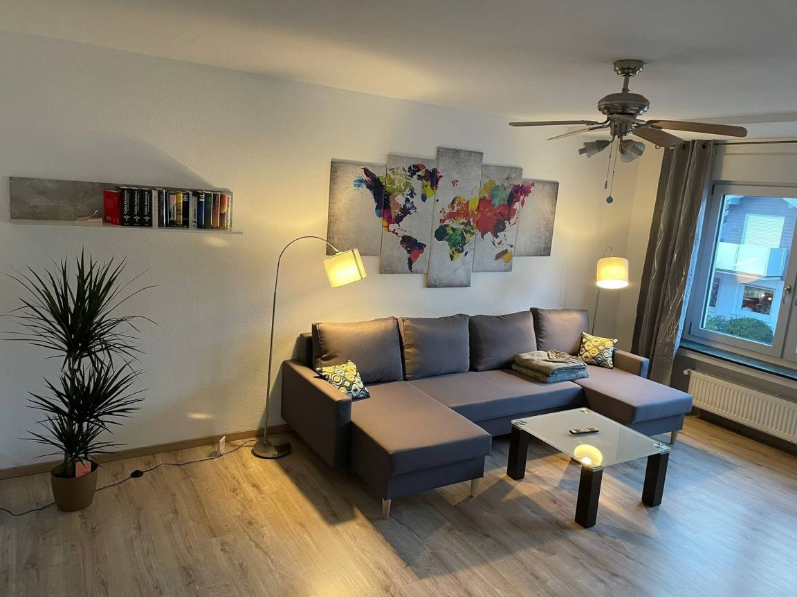 90 M² Ferienwohnung ∙ 2 Schlafzimmer ∙ 6 Gäste - Olpe