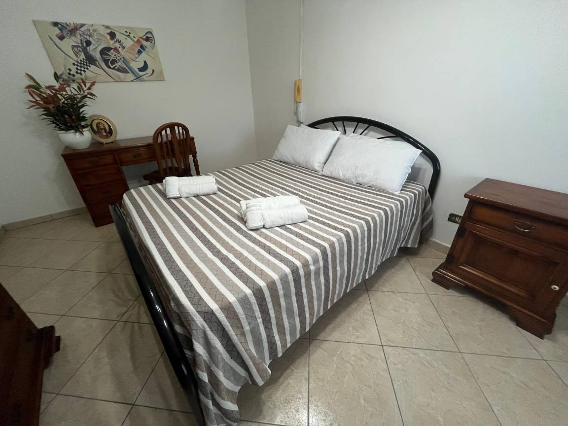 120 M² Casa ∙ 3 Habitaciones ∙ 5 Huéspedes - Soverato Marina