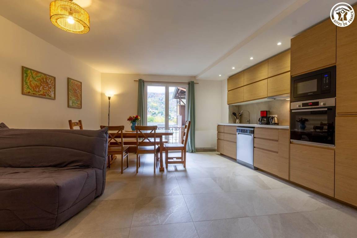 75 M² Mökki ∙ 3 Makuuhuonetta ∙ 6 Vierasta - Valloire