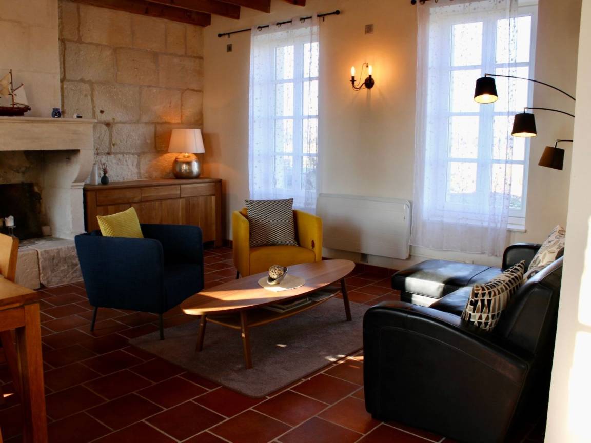 105 M² Appartement ∙ 2 Chambres ∙ 4 Personnes - Arles