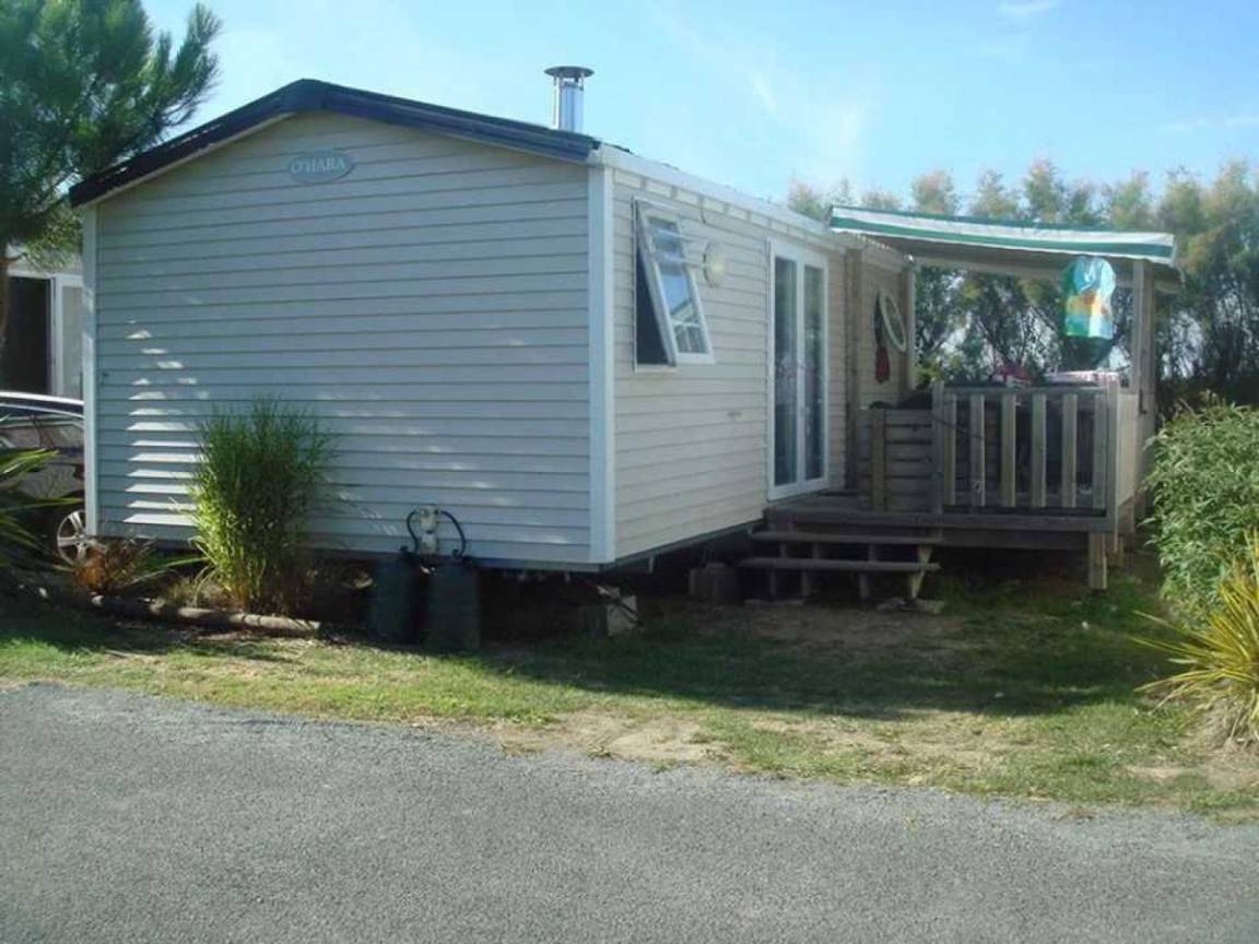 30 M² Camping ∙ 2 Chambres ∙ 4 Personnes - L'Aiguillon-sur-Mer