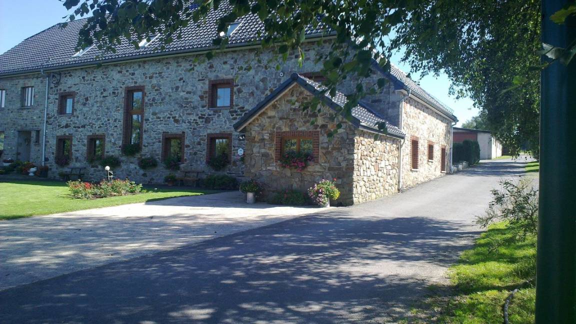 230 M² Casa ∙ 5 Habitaciones ∙ 14 Huéspedes - Malmedy