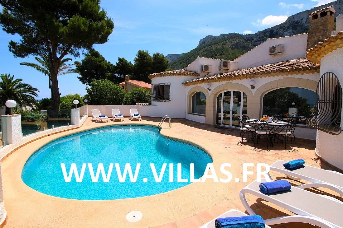 250 M² Villa ∙ 4 Chambres ∙ 8 Personnes - Dénia