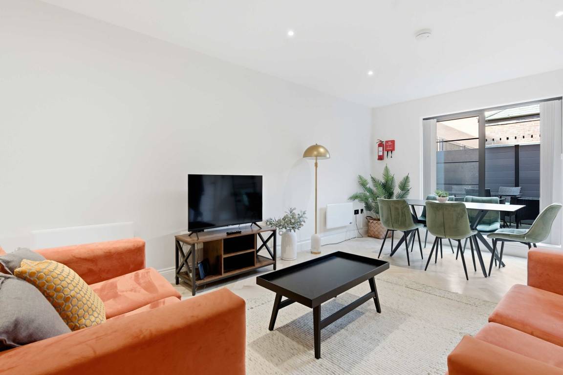 56 M² Apartment ∙ 1 Bedroom ∙ 3 Guests - Staffordshire