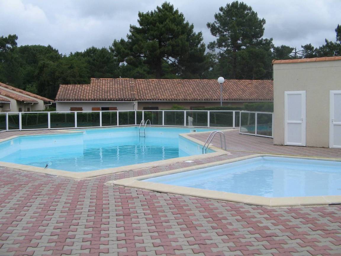 24 M² Studio ∙ 1 Chambre ∙ 4 Personnes - Ronce-les-Bains