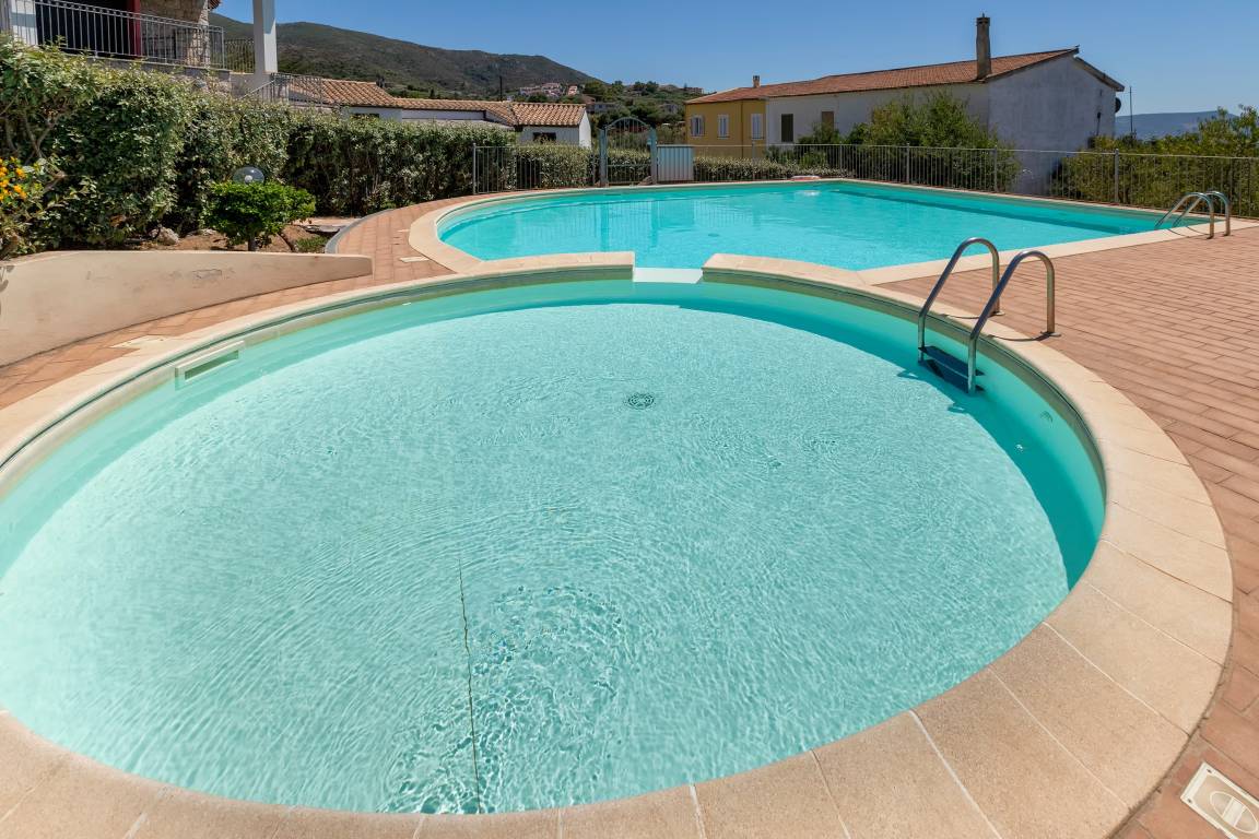 80 M² Ferienhaus ∙ 2 Schlafzimmer ∙ 5 Gäste - Badesi