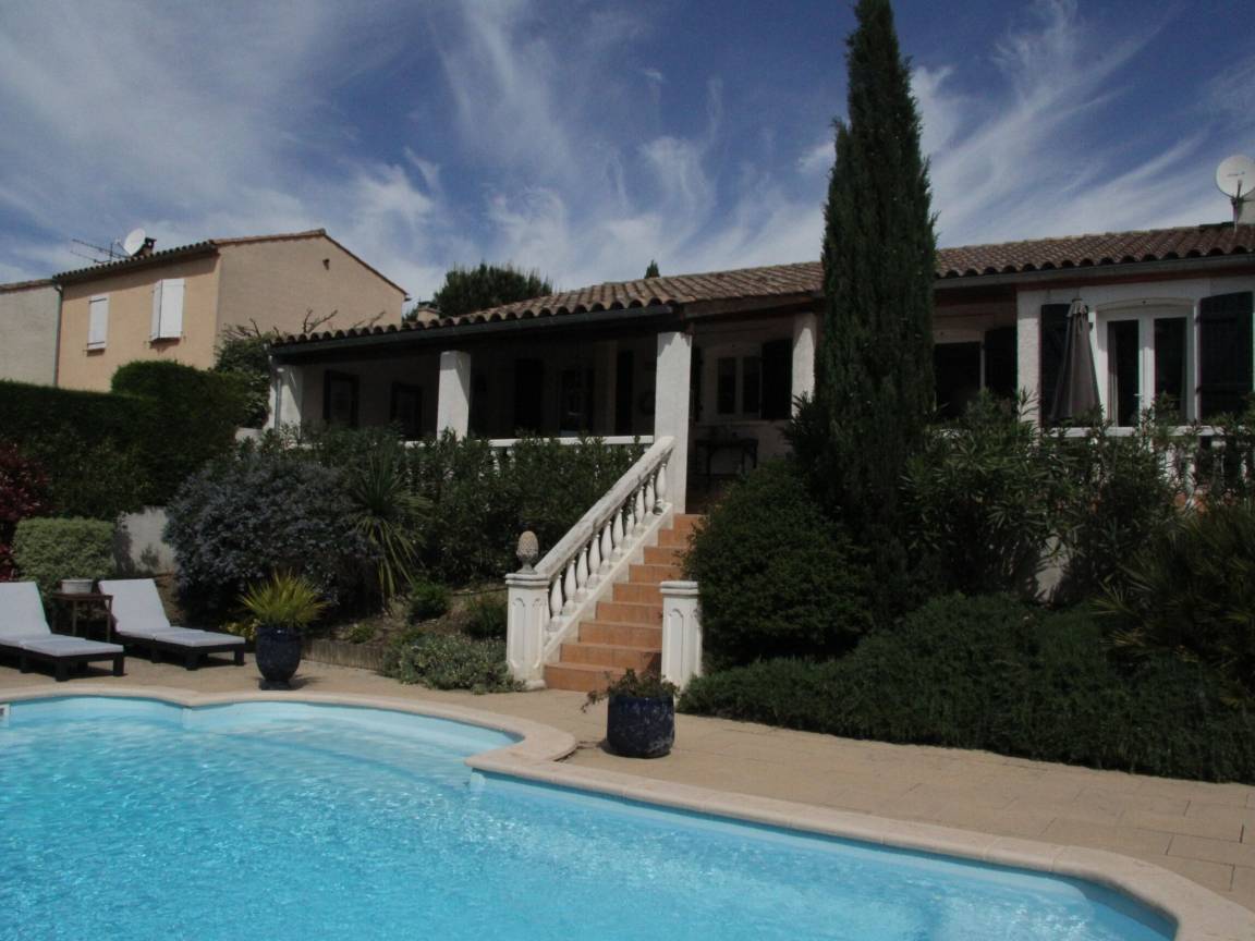 120 M² Appartement ∙ 2 Chambres ∙ 4 Personnes - Limoux