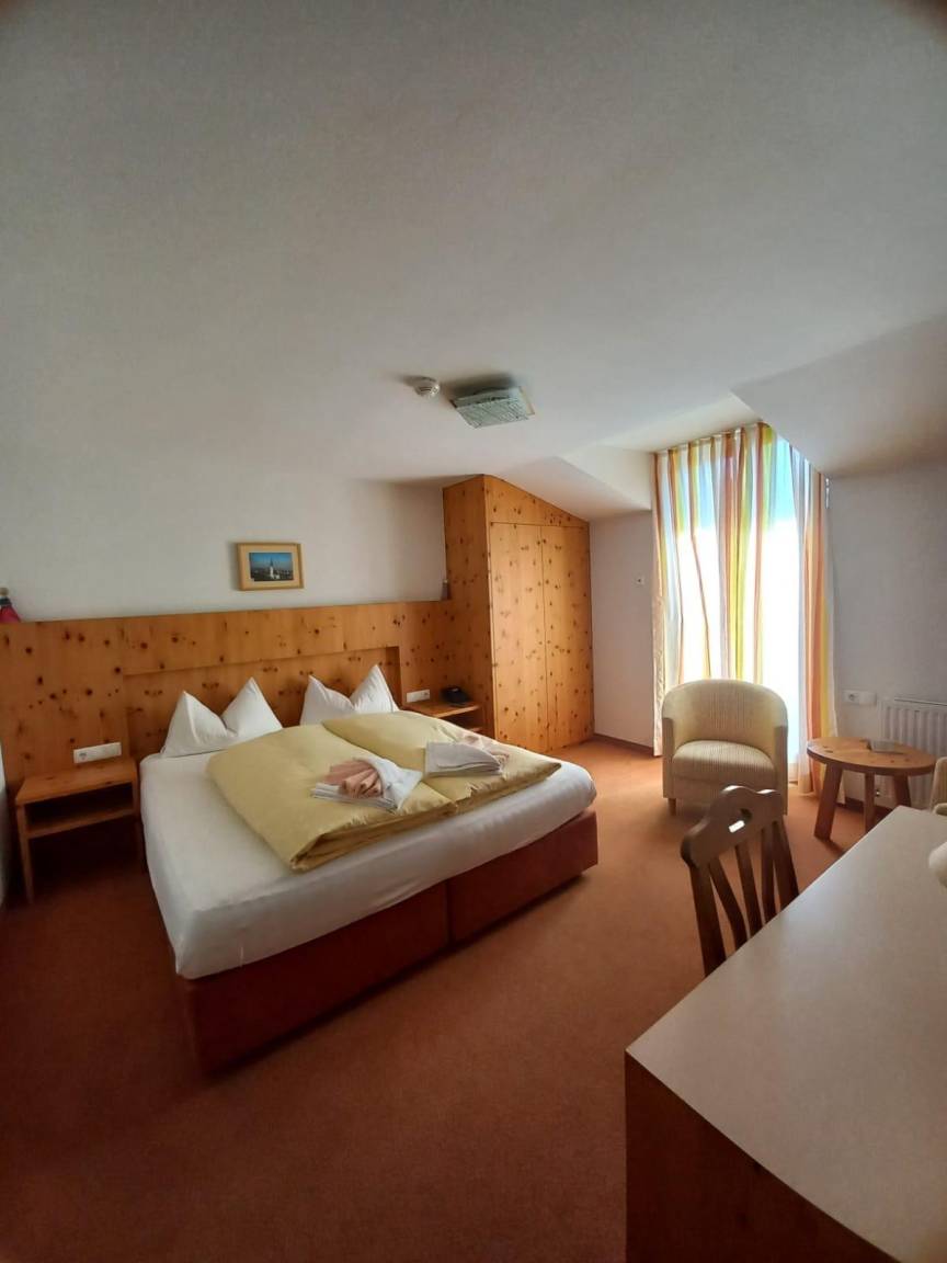 20 M² Hôtel ∙ 1 Chambre ∙ 2 Personnes - Wörgl