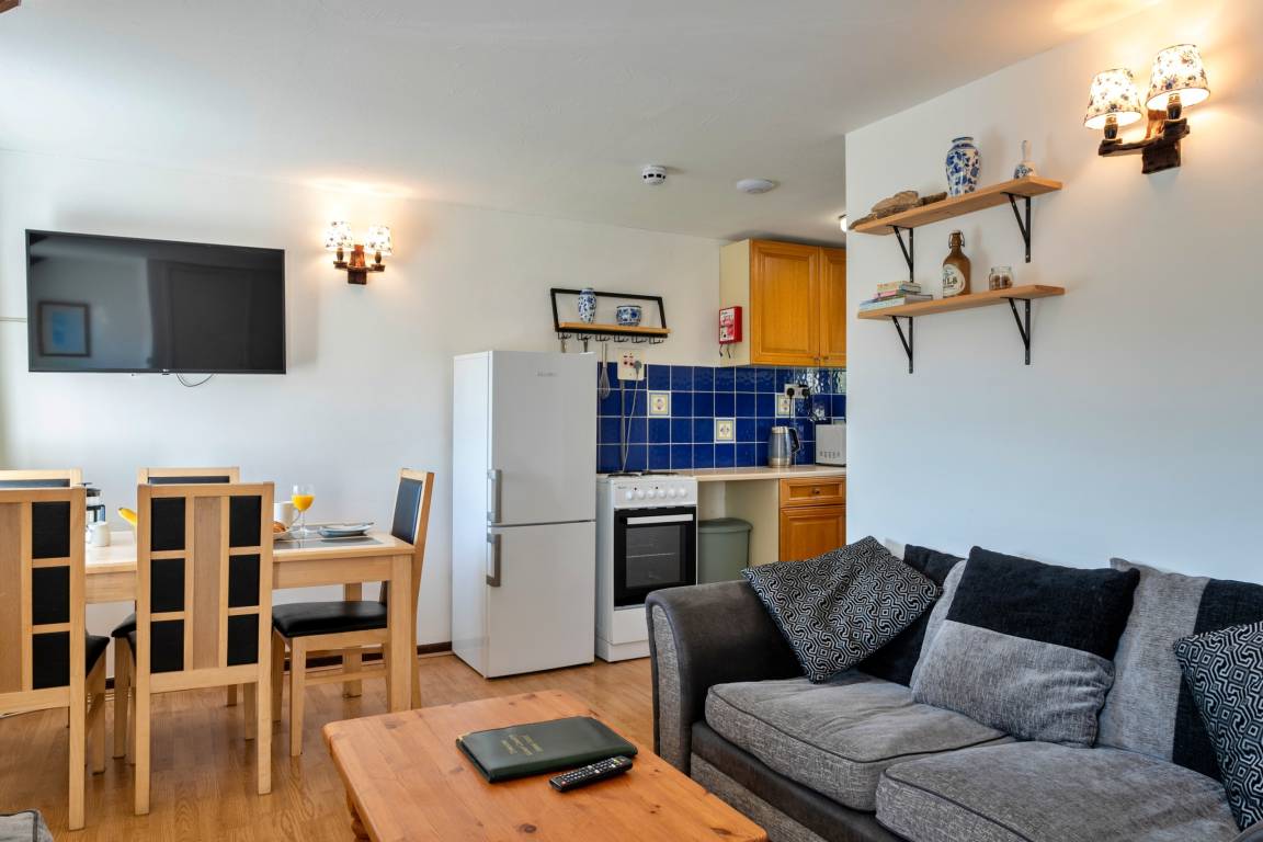 130 M² Cottage ∙ 2 Bedrooms ∙ 5 Guests - Mortehoe