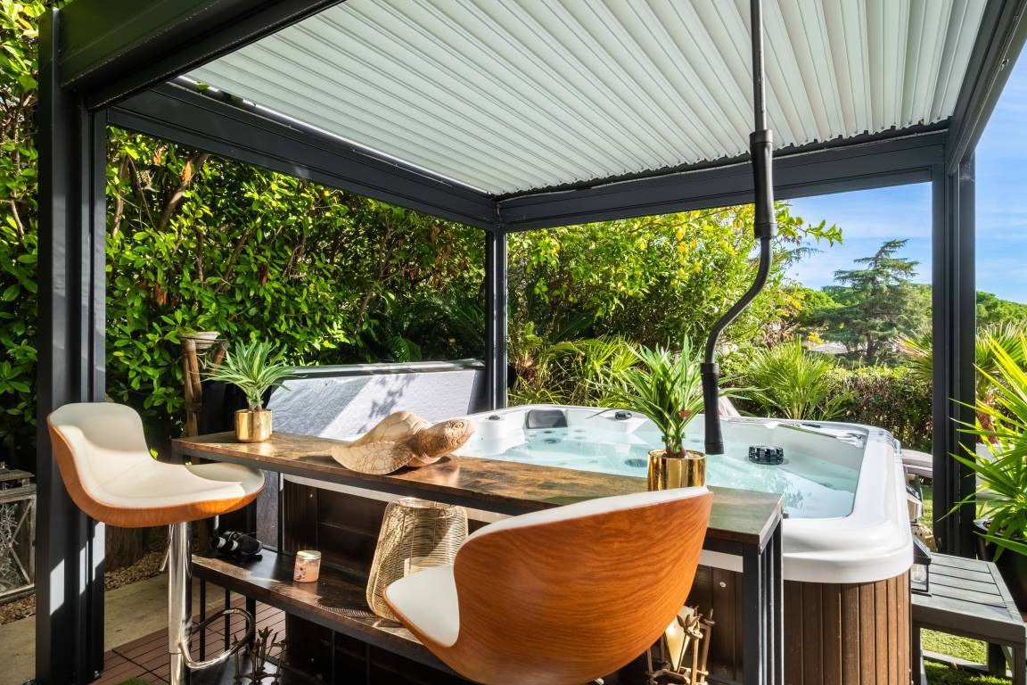 100 M² Apartment ∙ 2 Bedrooms ∙ 5 Guests - Villeneuve-Loubet