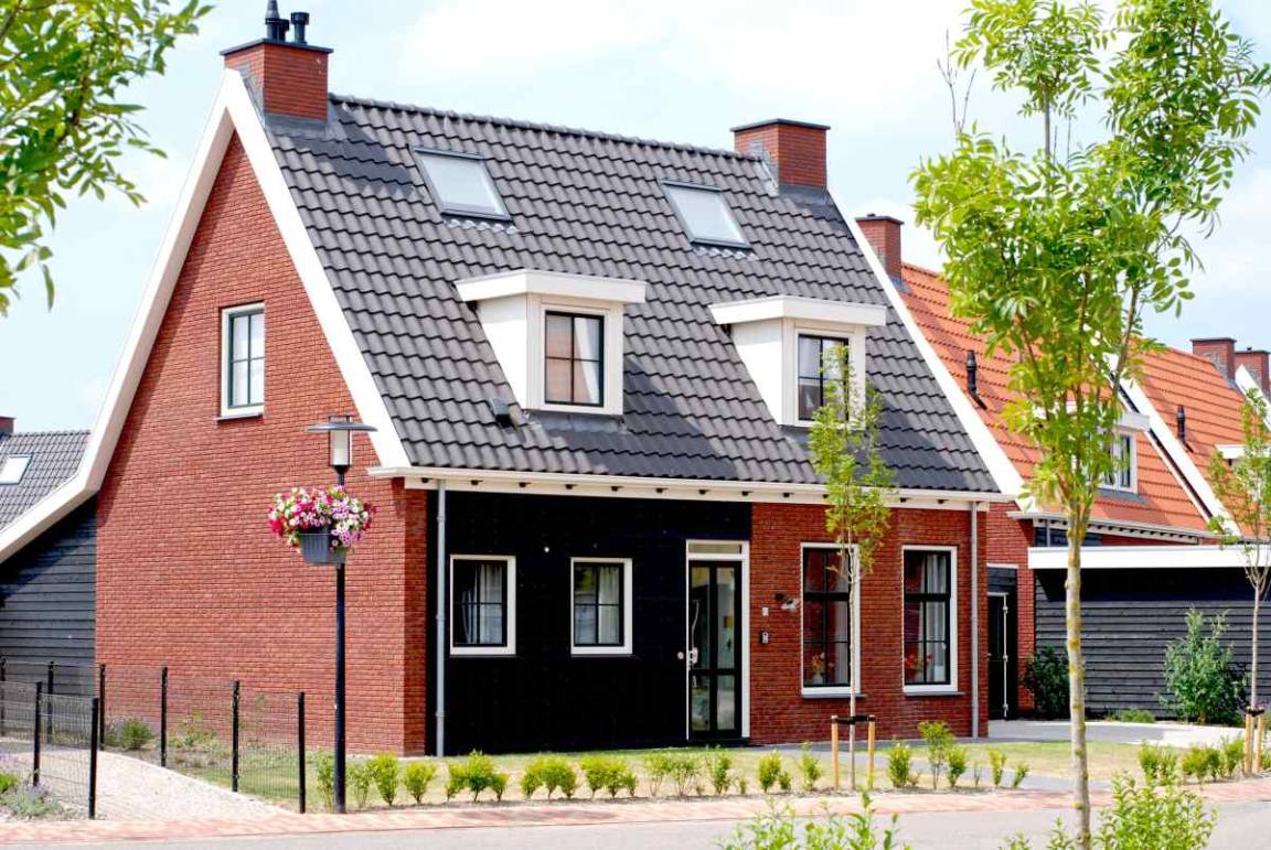 122 M² House ∙ 3 Bedrooms ∙ 6 Guests - Zierikzee